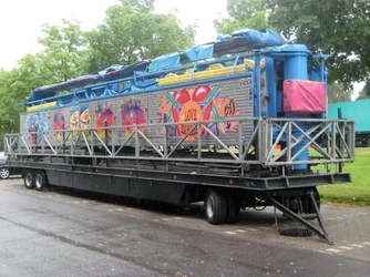 Mack Musik-Express Mittelbau-Versionen | Kirmesforum.de