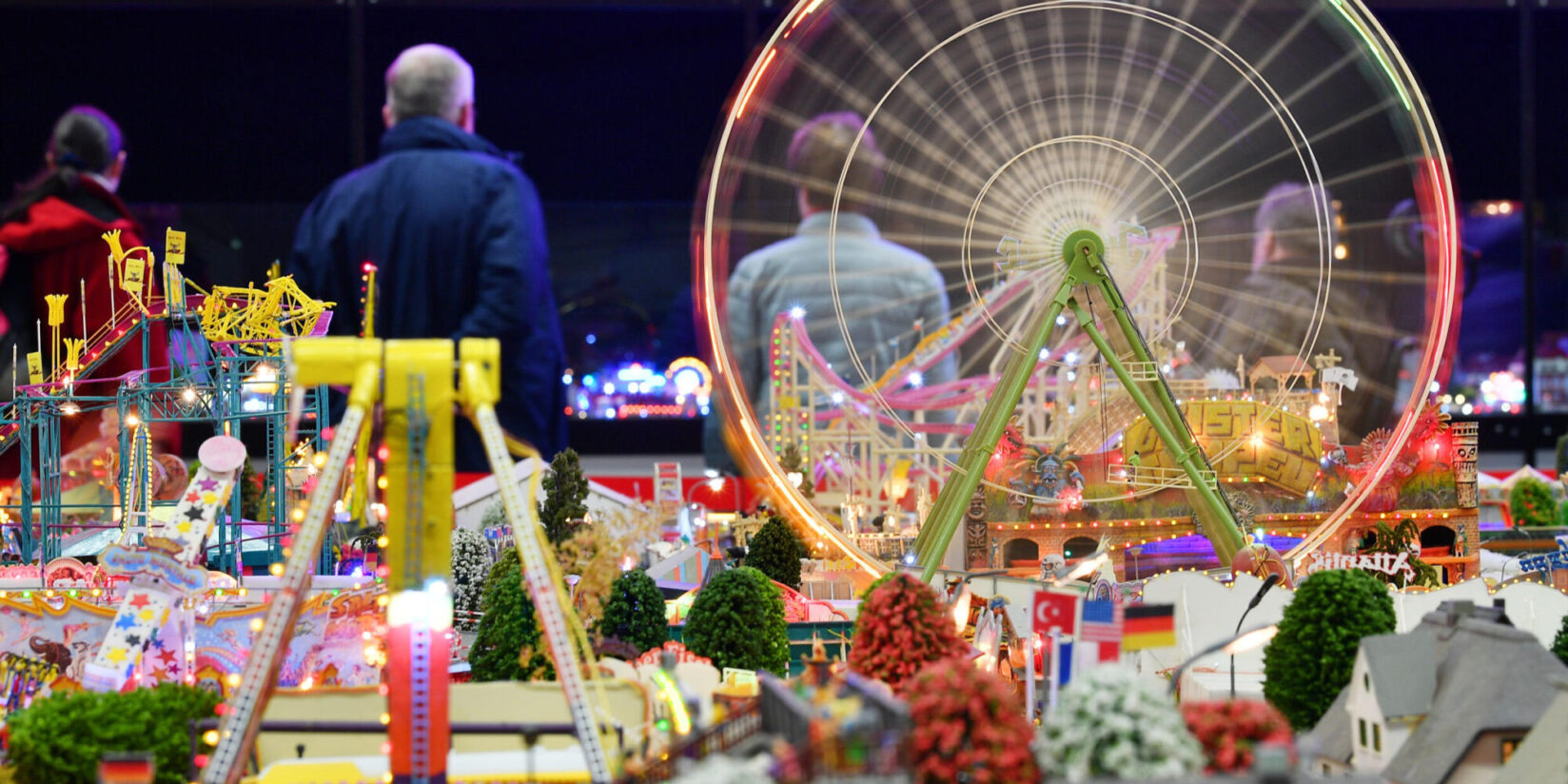 Modellbau - 24. Circus & Kirmes Modellbau Ausstellung in Oer ...